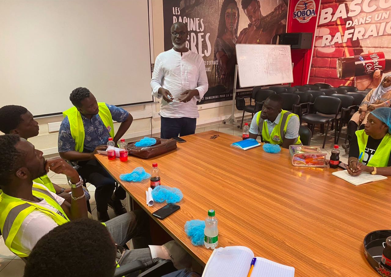 VISITE D'USINE DES ÉTUDIANTS DE SUP'DÉCO - SOBOA SÉNÉGAL